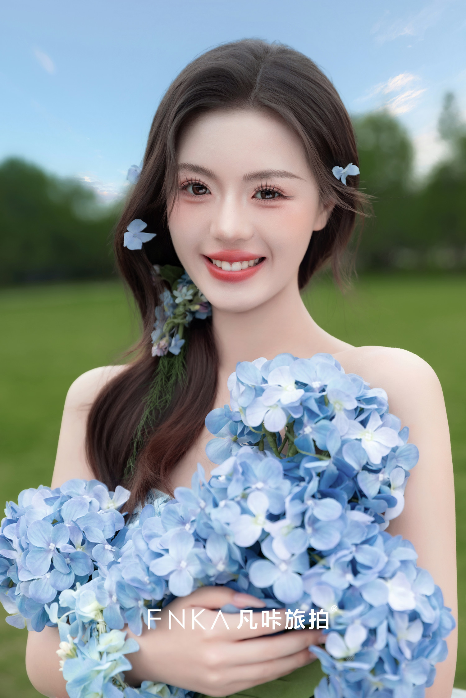 草坪婚纱照-旅拍婚纱照 【凡咔摄影】全球旅拍 优质口碑品牌